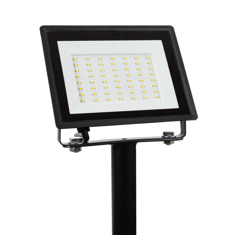 Schijnwerper Led op statief - Voskuil Verhuur Service